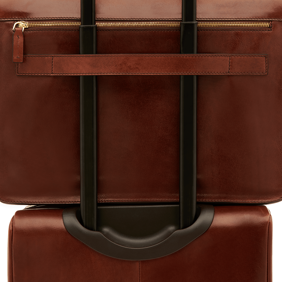 Men's leather briefcase with shoulder strap BROWN/GOLD | The Bridge